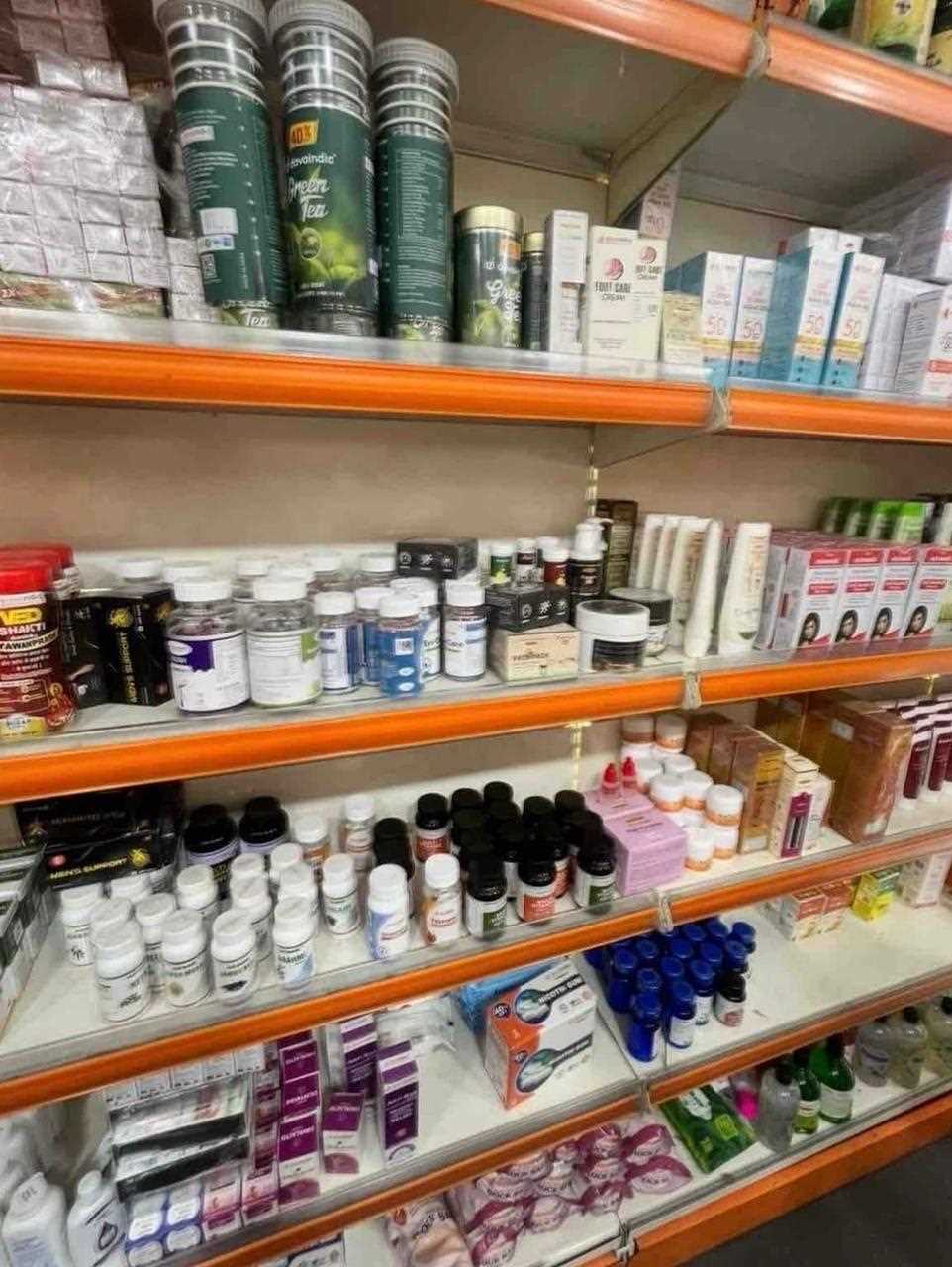 Generic Medical Shop in Saket, New Delhi for Online Pharmacy Services | Davaindia